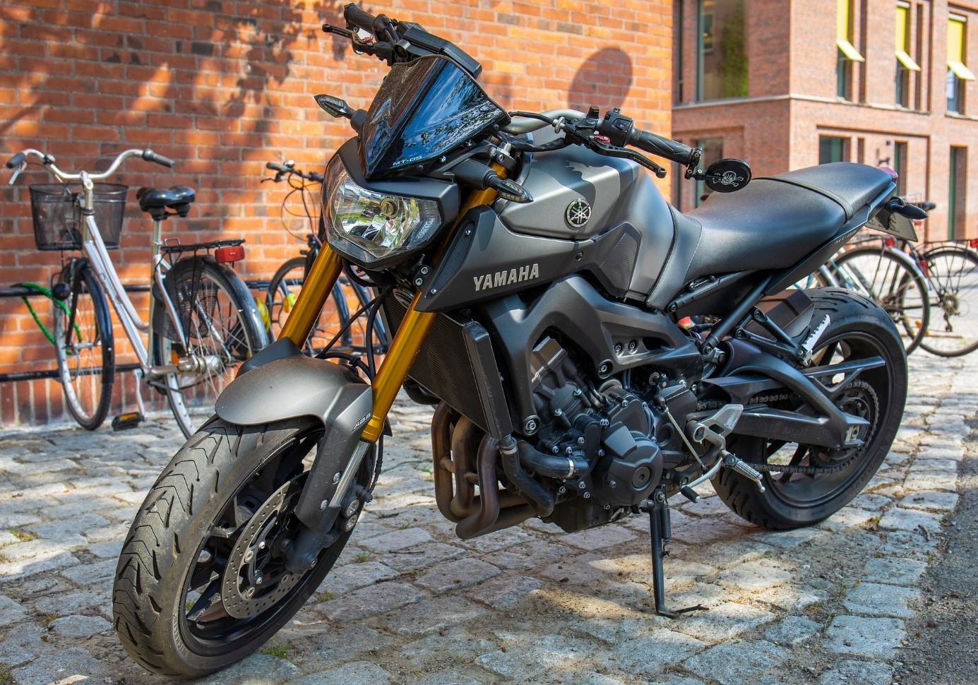 Covering moto : Alliance entre technicité et originalité